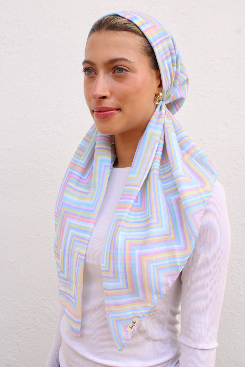 CLASSIC PRETIED Electric Chevron Head Scarf (WITH VELVET GRIP) – Scarf Bar